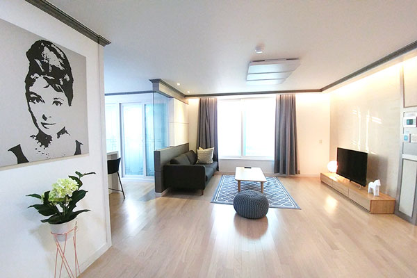 How to Use “이다” in Korean | Copula Particle Guide